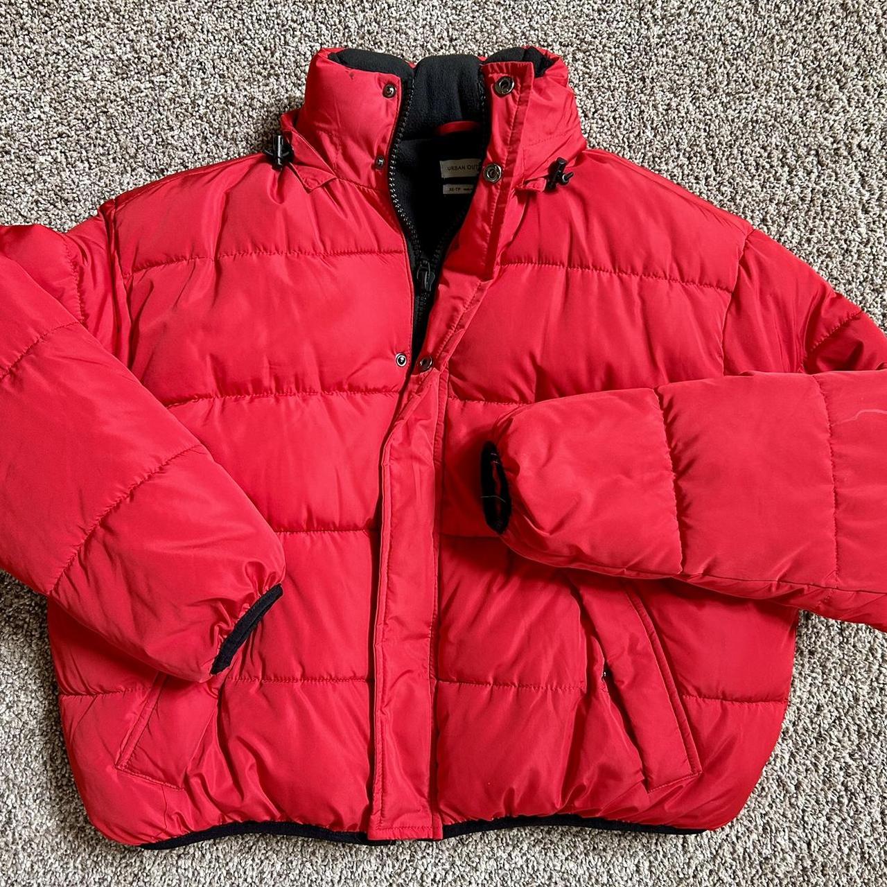 Urban Outfitters - puffer jacket - Depop