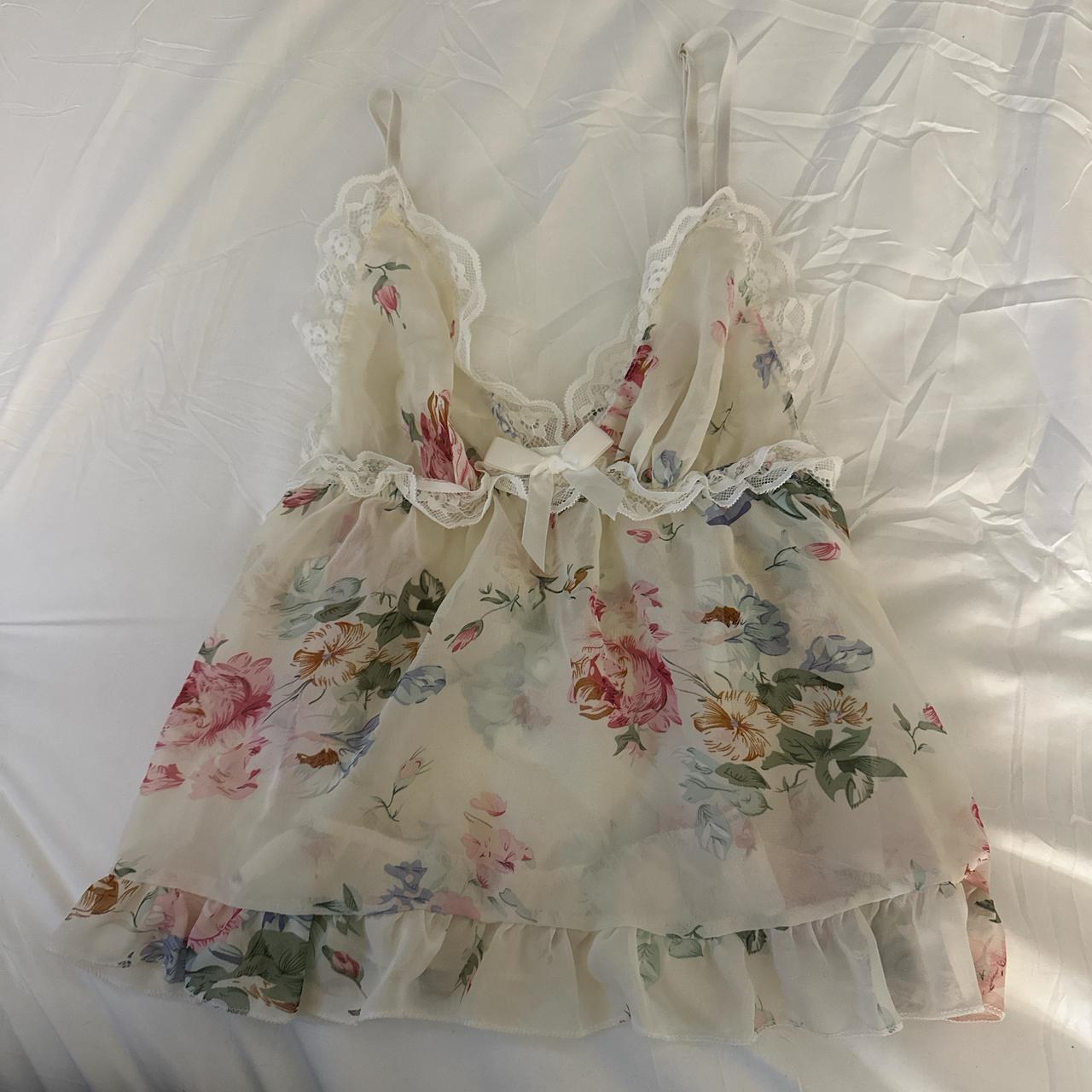 Sleep set it is super cute and dainty. I bought it... | Depop