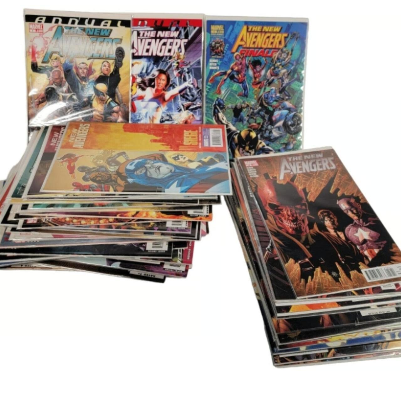 THE NEW AVENGERS 54 Book lot. Autographed Marvel... - Depop