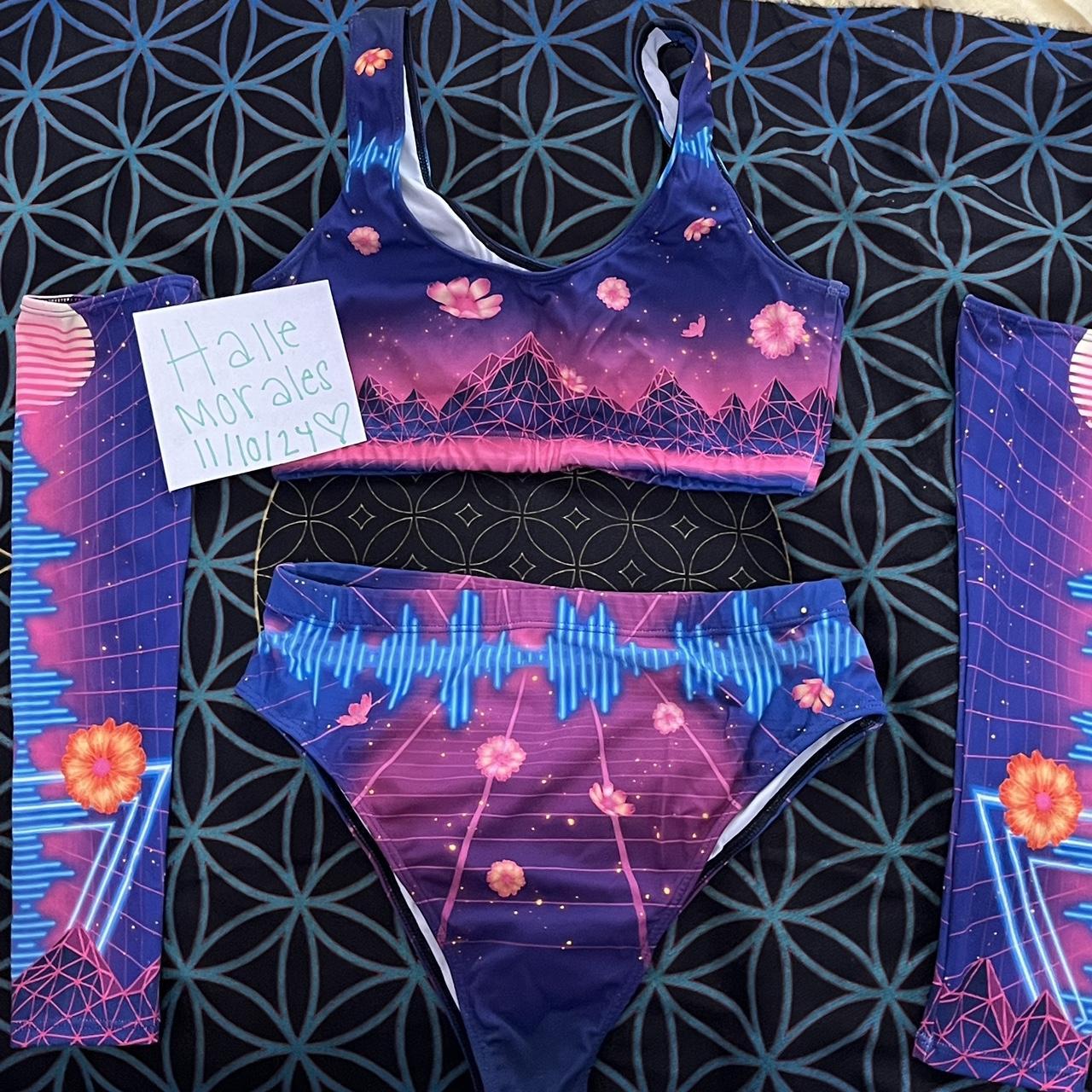 Freedom Rave Wear set💖 Only worn... - Depop