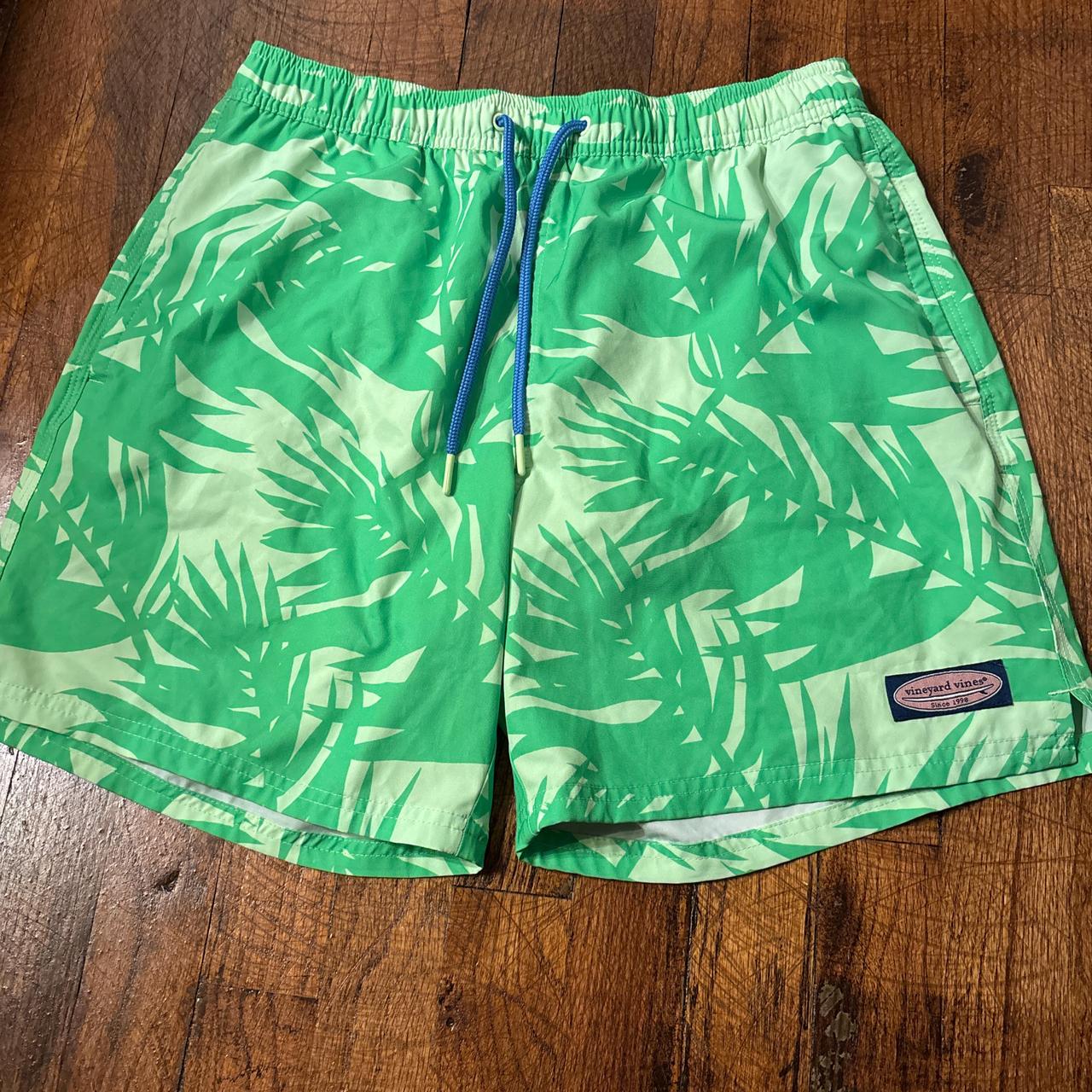 Vineyard Vines Green and yellow palm leaf chappy... | Depop