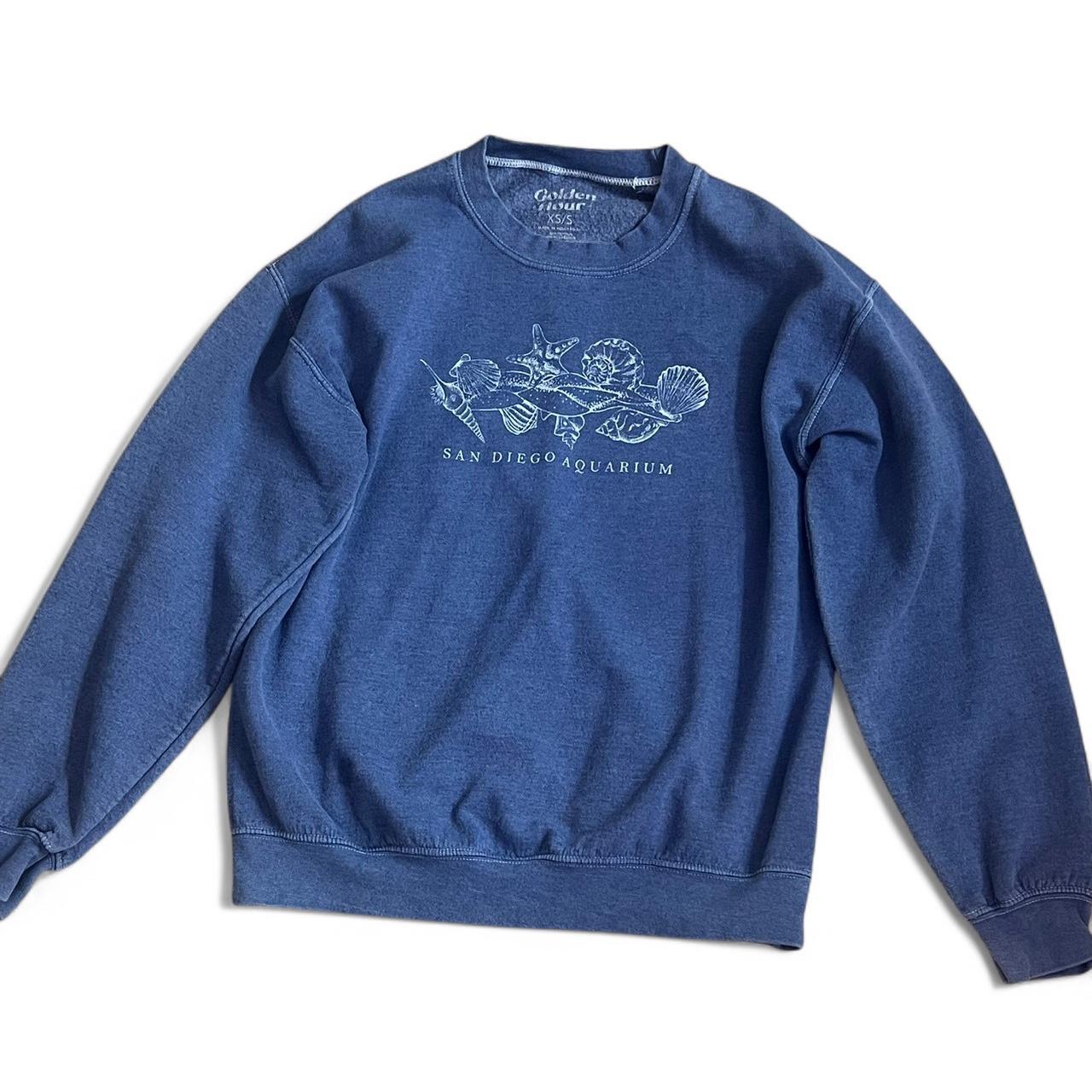 -small blue crewneck from pacsun -really cute -to... | Depop