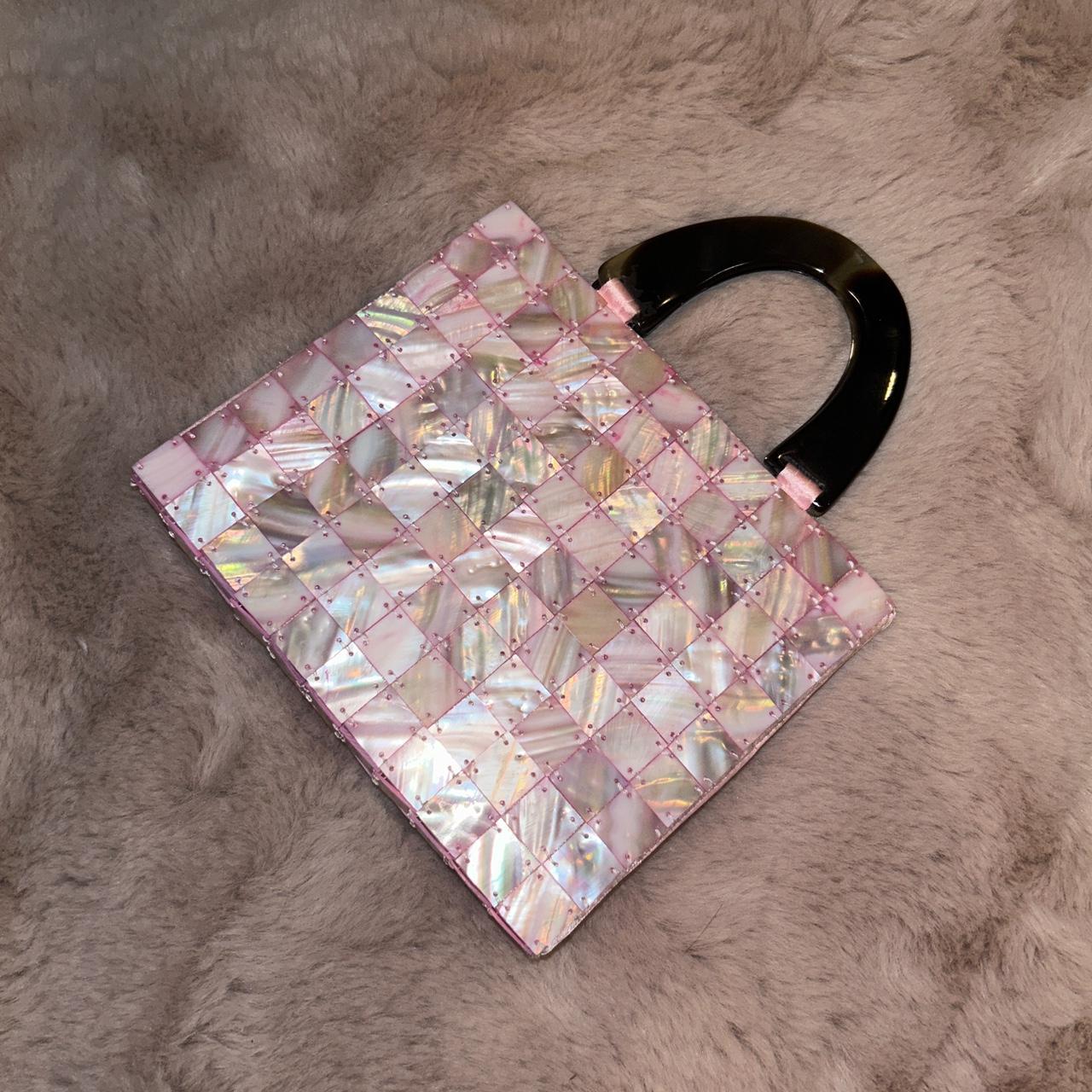 Super cute mini shell bag 🐚 unbranded but in great... - Depop