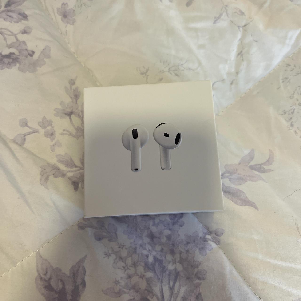 EMPTY AirPod 4 box | Depop