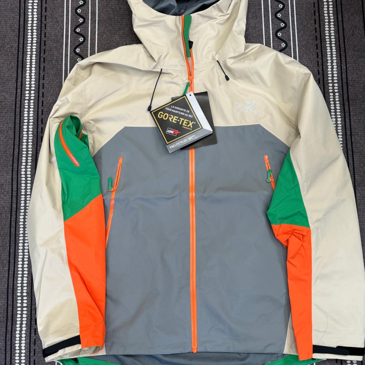 Arc’teryx's Alpha LT Gore-Tex jacket men’s... - Depop