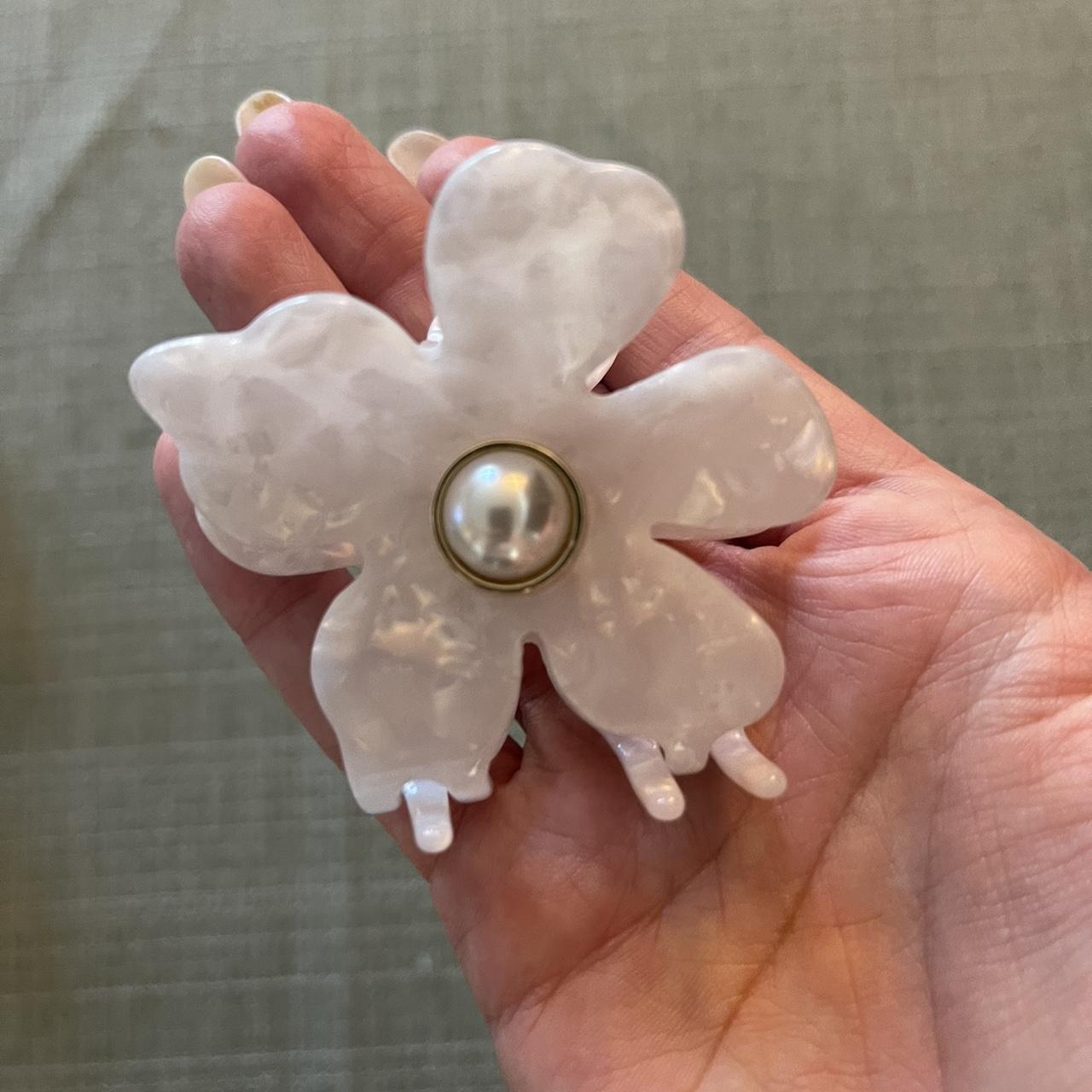 Lele Sadoughi White flower hair clip with a faux... - Depop