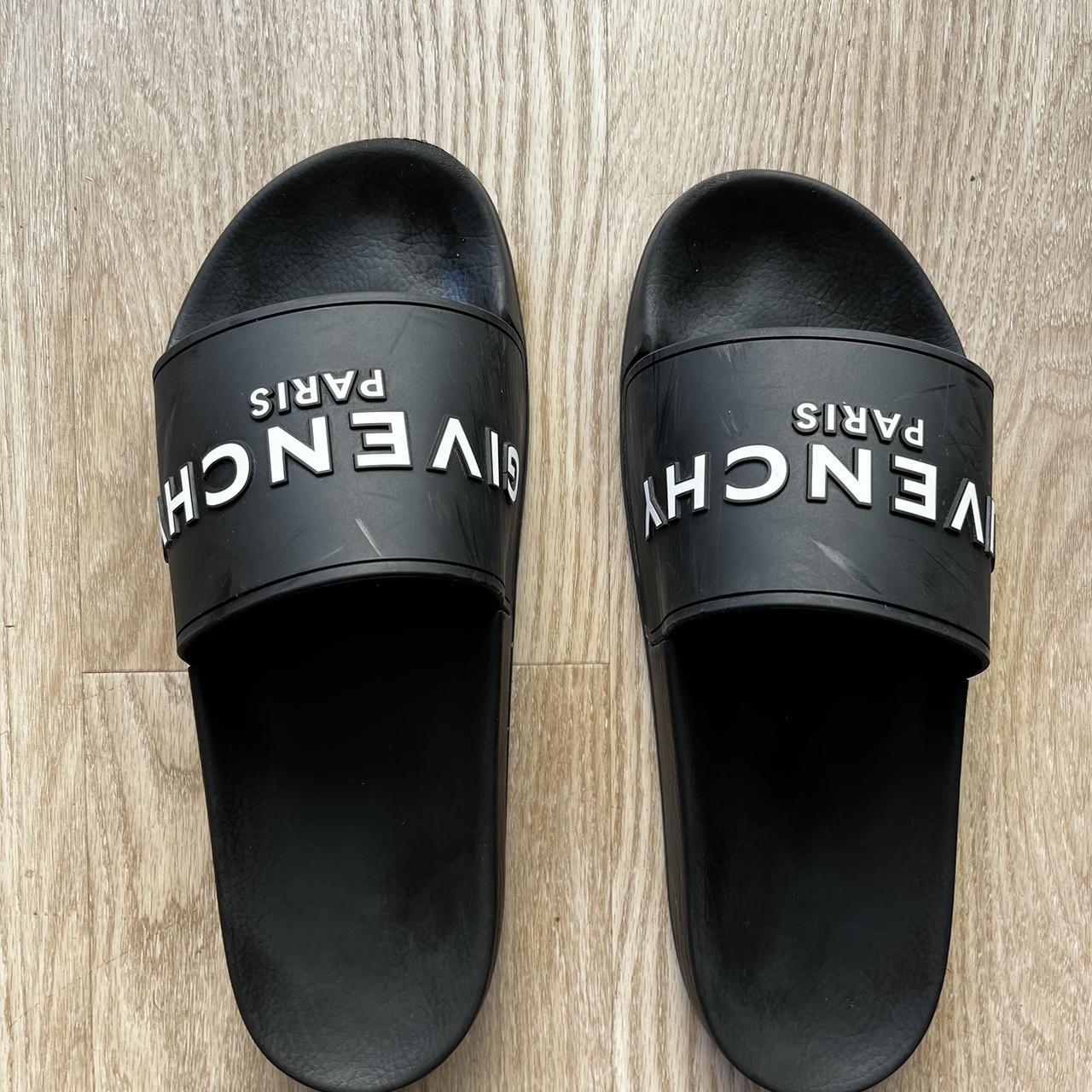 Givenchy Slides 11 US, very good condition - Depop