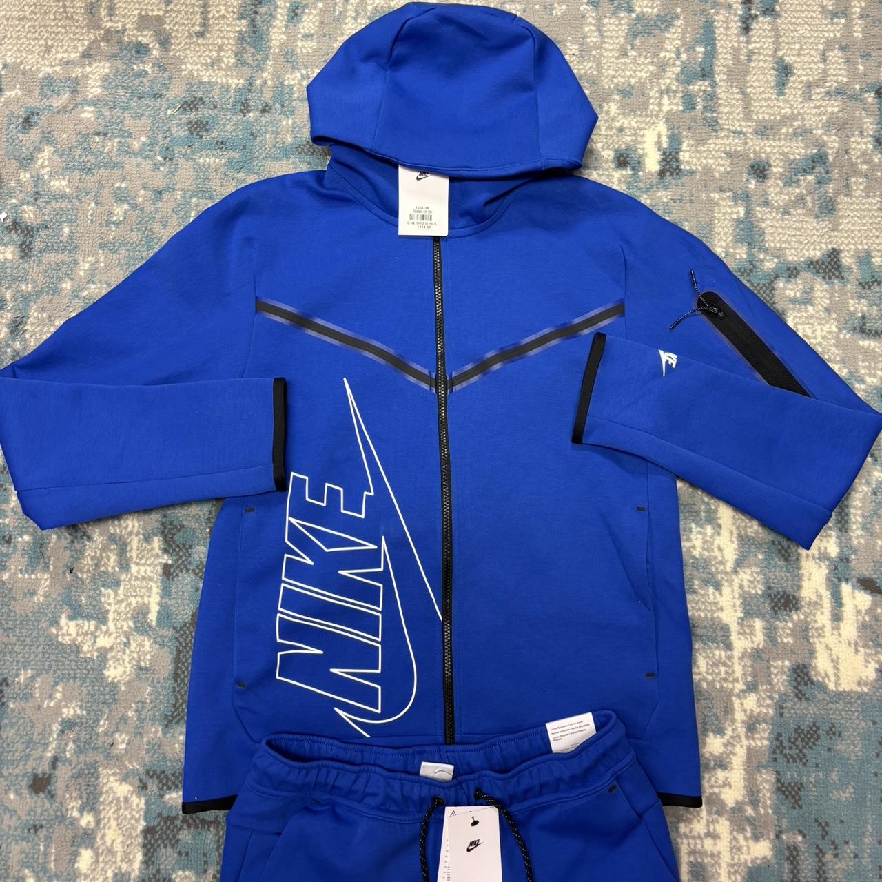 Nike Tech Fleece Full Set SIZE MEDIUM BRAND NEW... - Depop