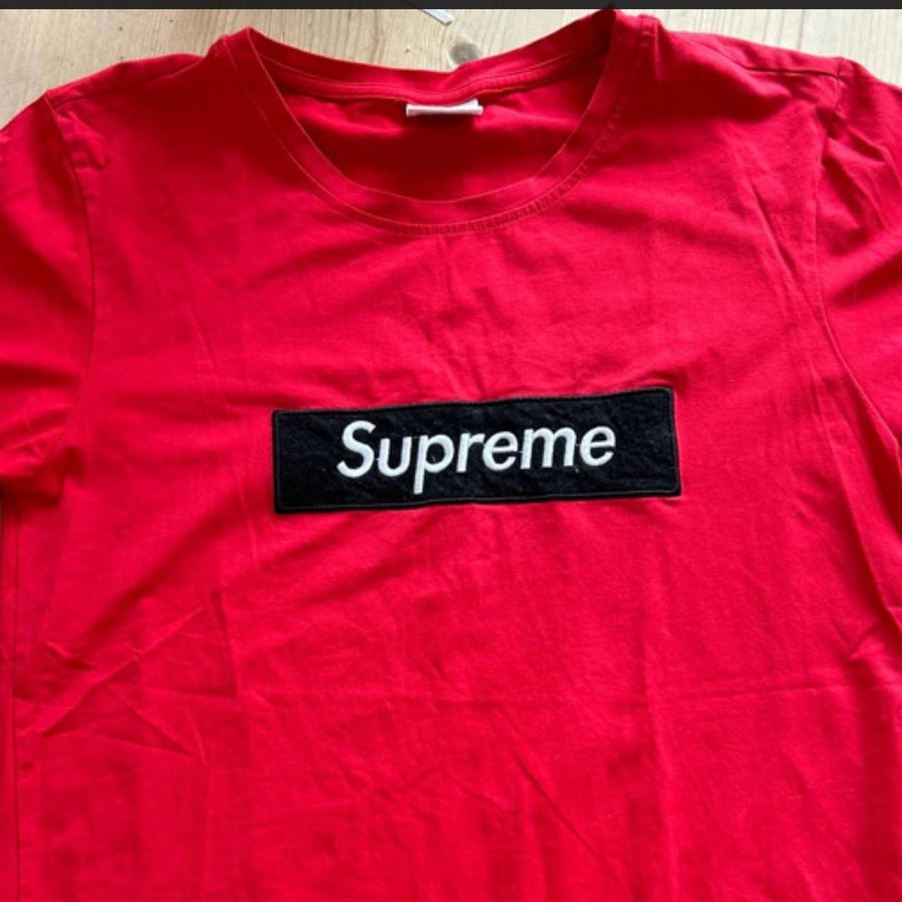 A size large, supreme top. Has only been worn a... - Depop