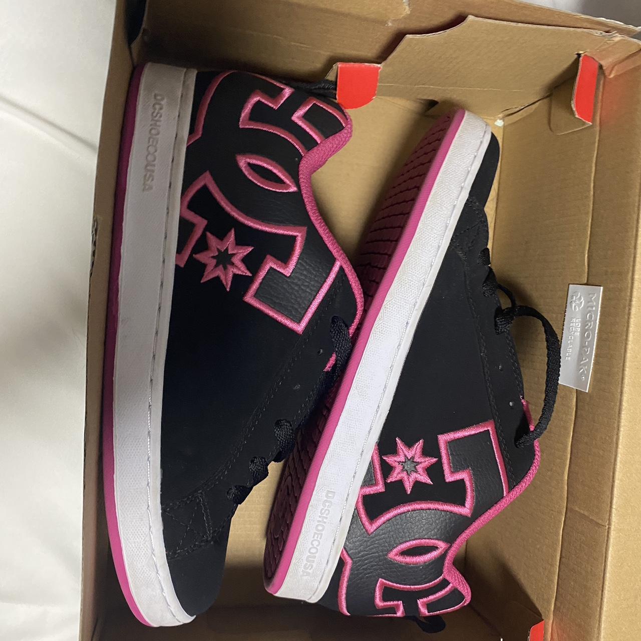 DC Shoes pink and black Only tried on! Brand new, I... - Depop