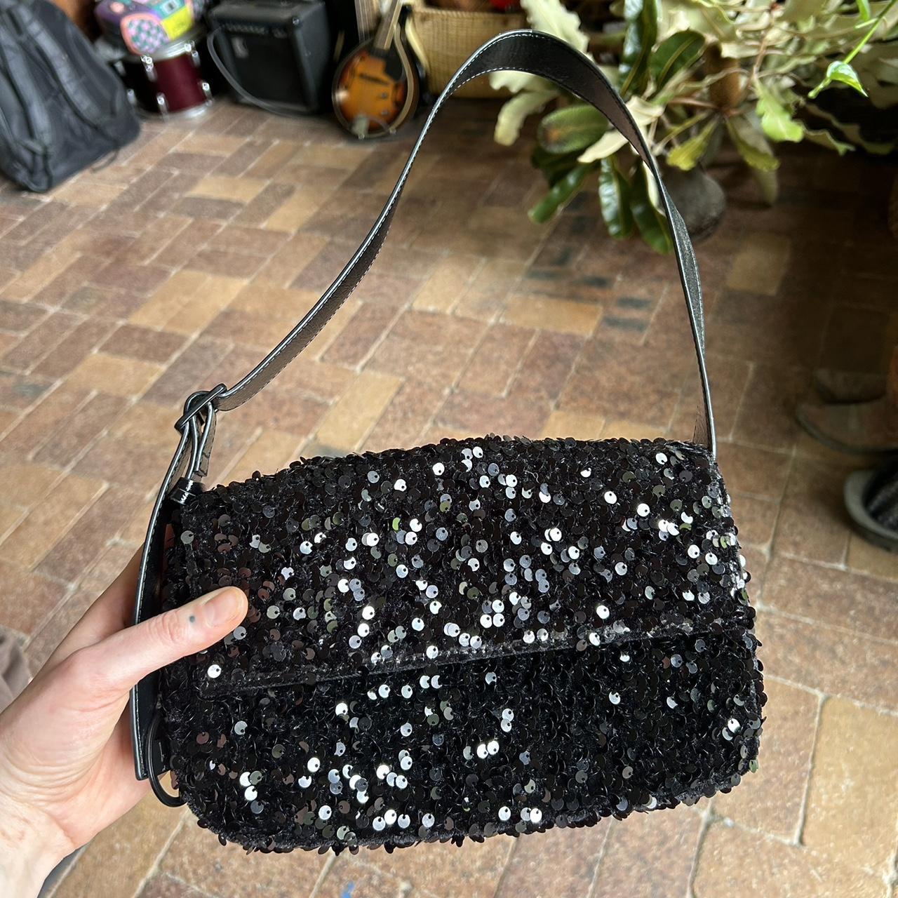 Cute sequence hand bag. Never used :) - Depop