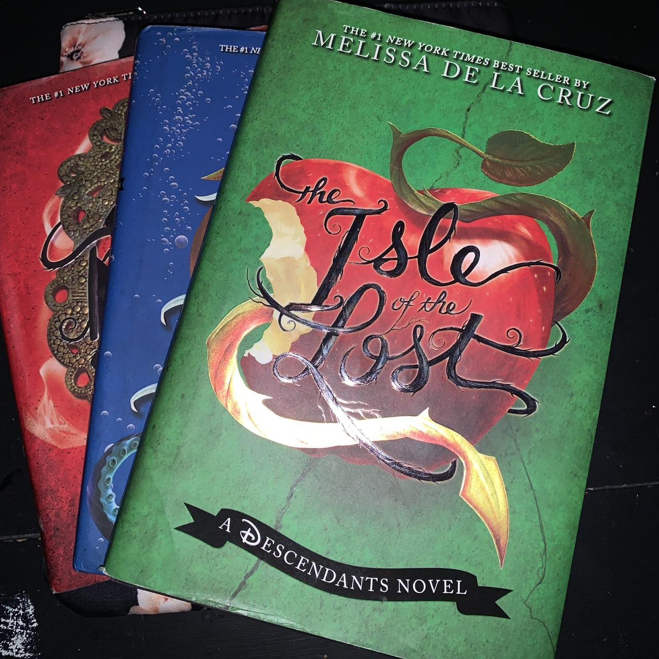 Descendants 3 book bundle. Return to the Isle of the... | Depop