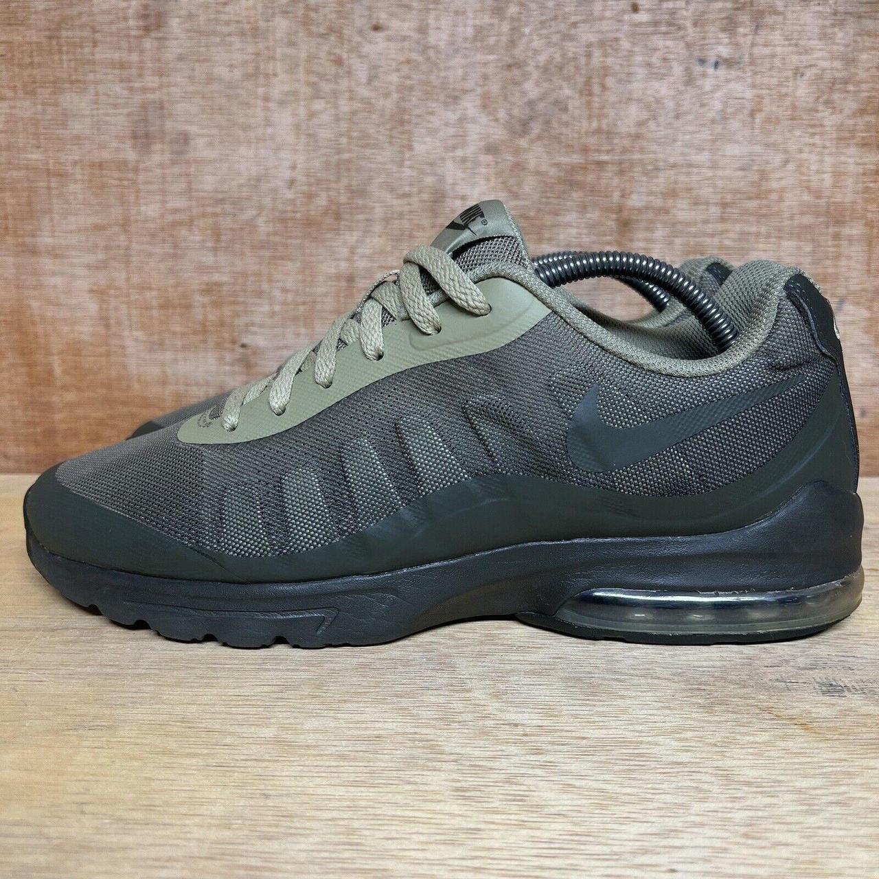 Nike Air Max Invigor Print Men Size 10.5 Shoes Green... - Depop