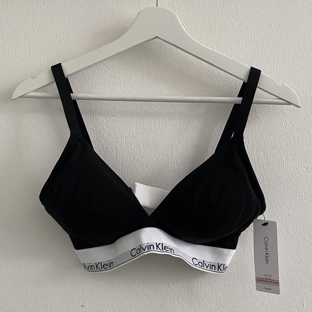 Calvin Klein Women's Black and White Bra | Depop