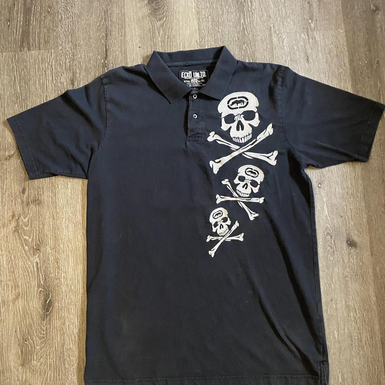 Ecko Unltd Skull Polo Size L In great condition Dm... - Depop