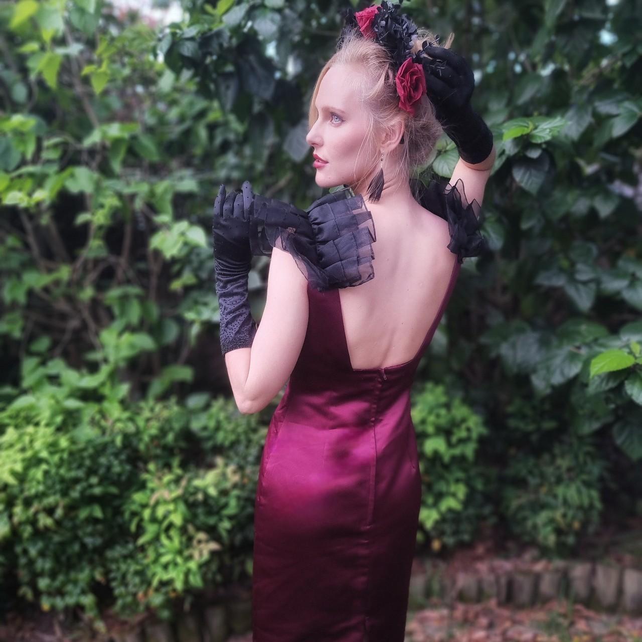 Dramatic Vintage 1990's Robbie Cranfield Designer... - Depop