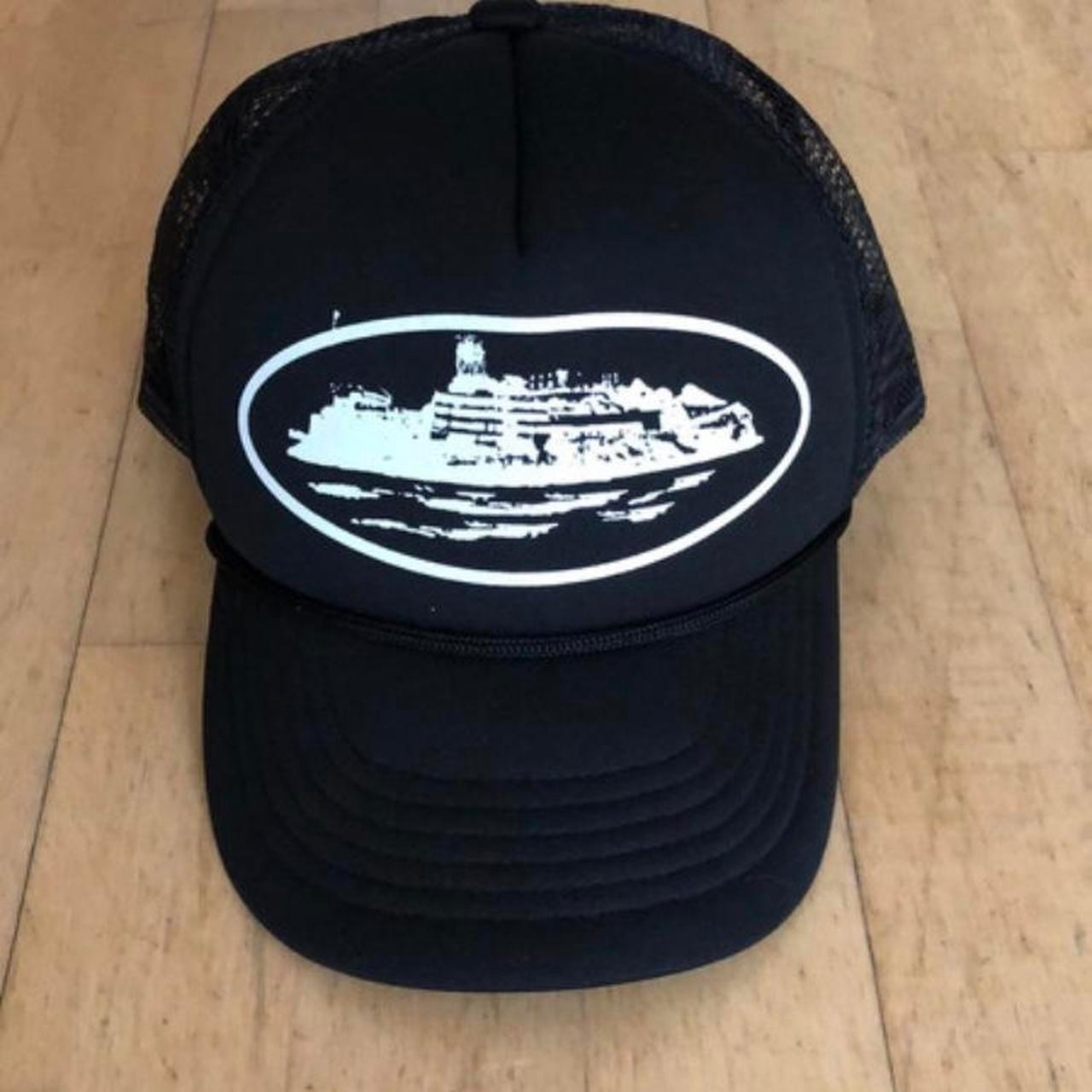 Corteiz Men's Black Hat Corteiz Cap neu und mit... - Depop