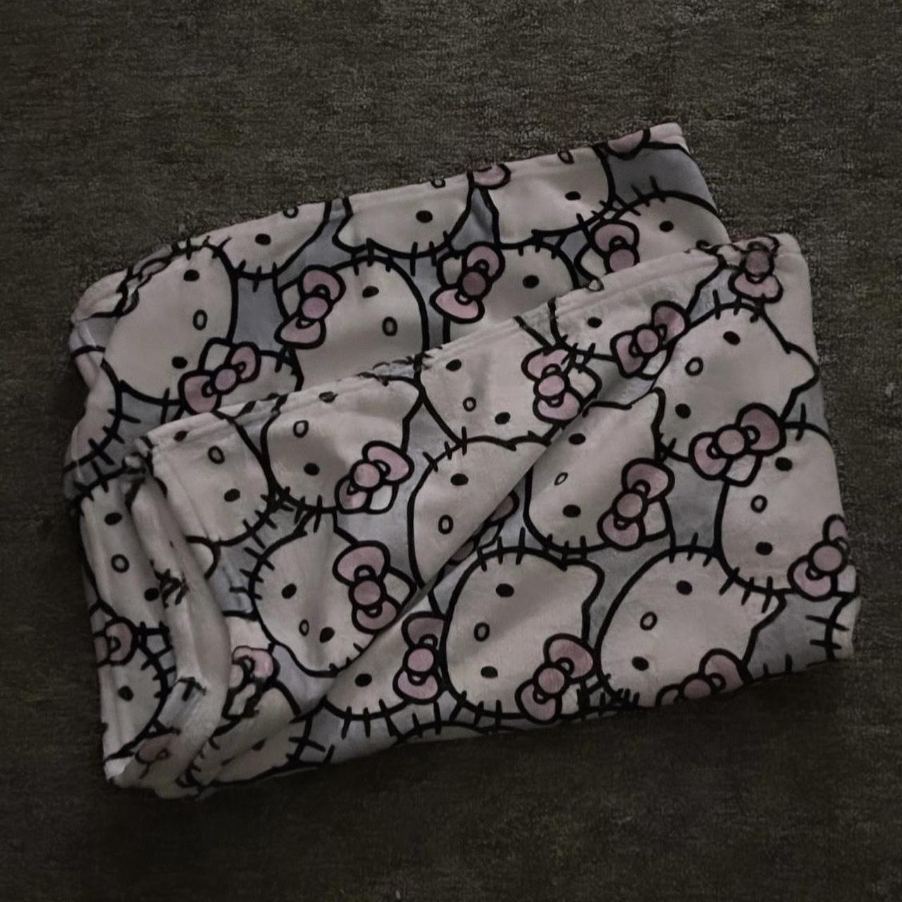 Soft and cozy hello kitty fleece blanket Brand... - Depop