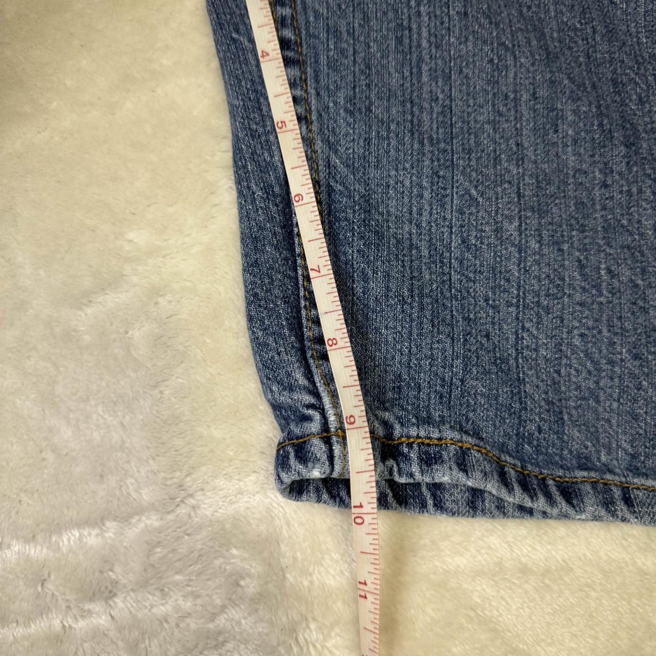 Men's Levi jorts Size 34 Measurements📏 inseam 9... - Depop