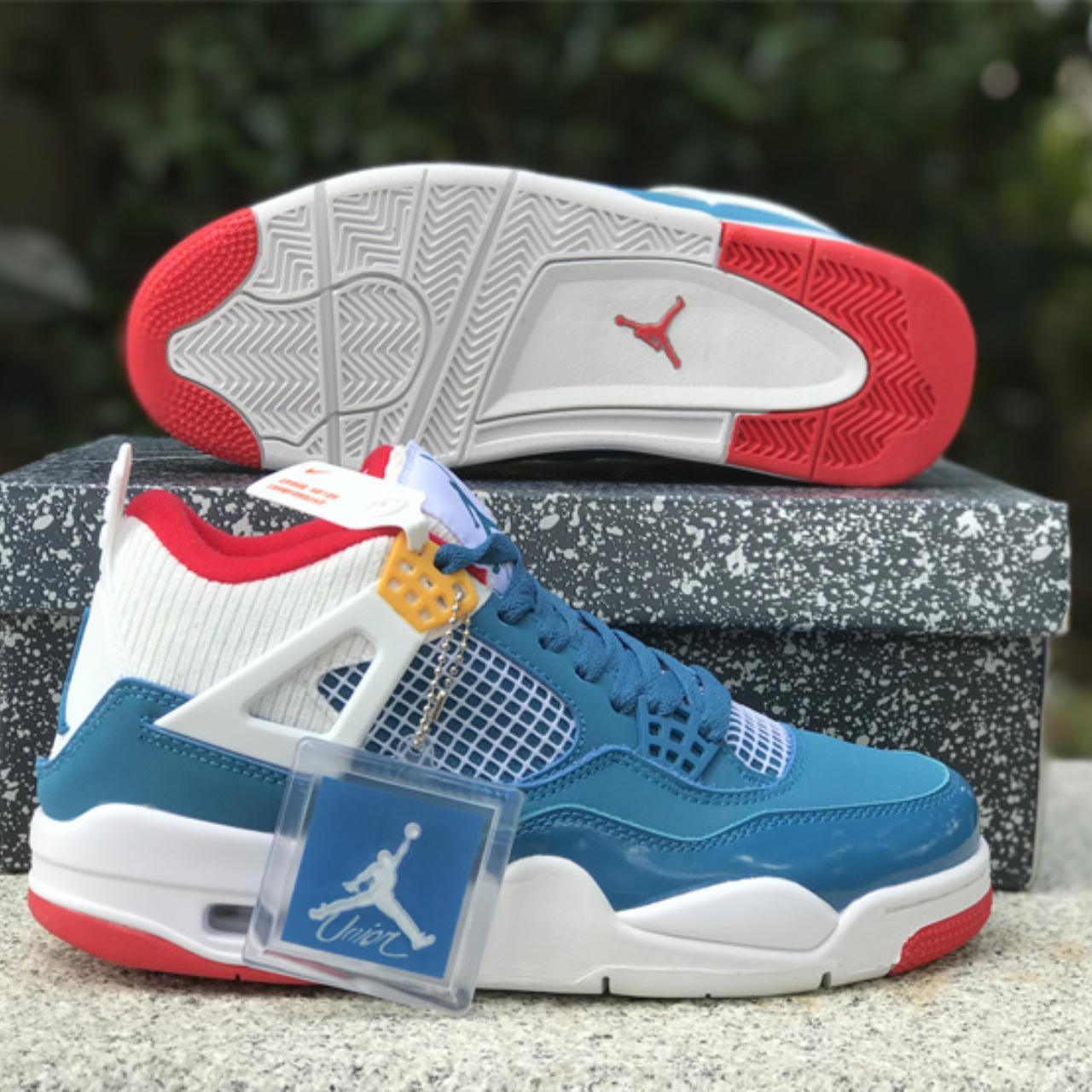 nike AJ4 - Depop