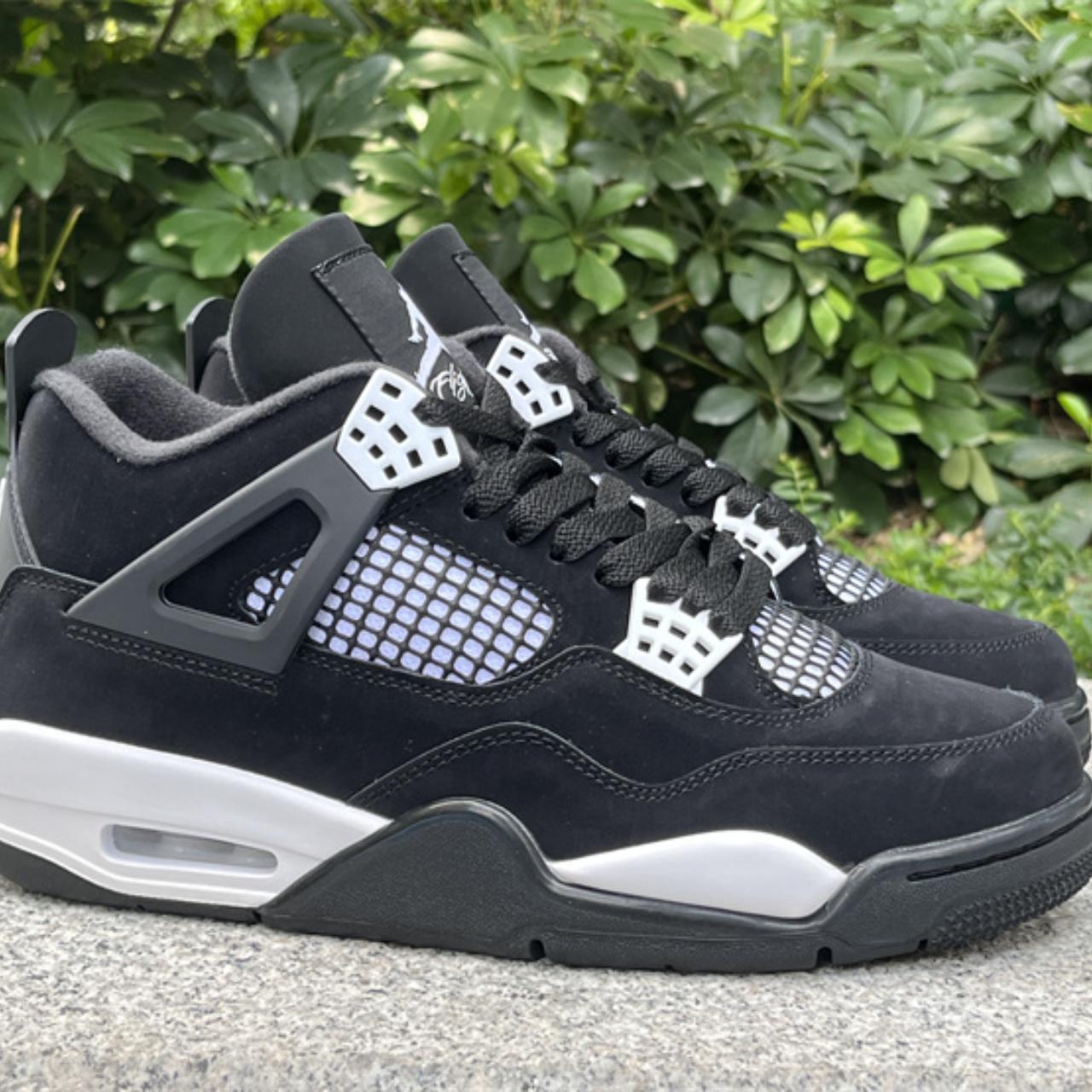 nike AJ4 - Depop