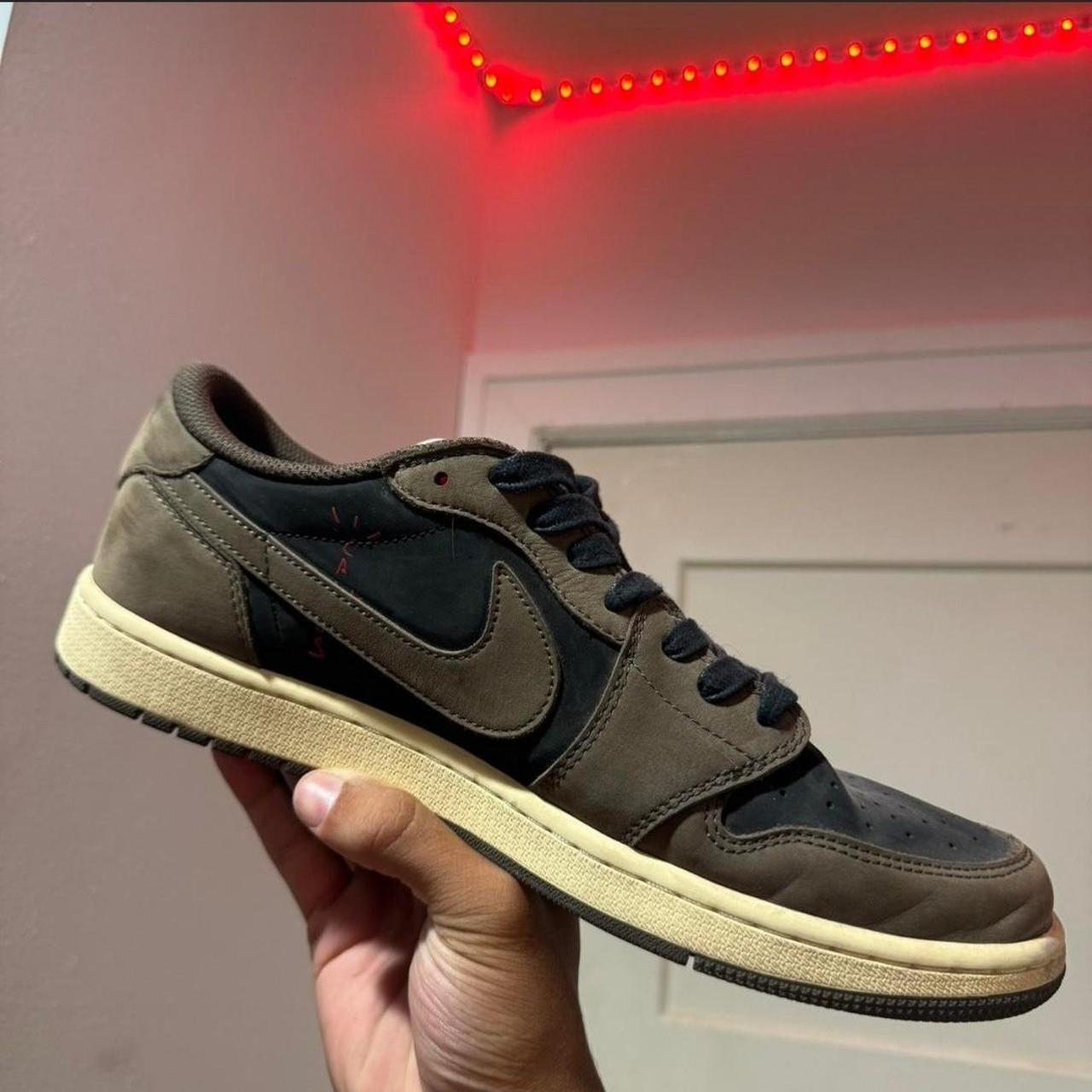 Travis Scott Low Mocha 1s. Like brand new, Worn a... - Depop