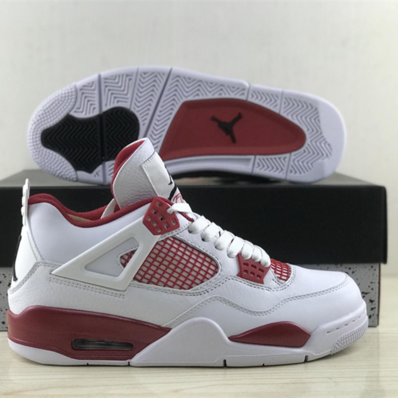 nike AJ4 - Depop