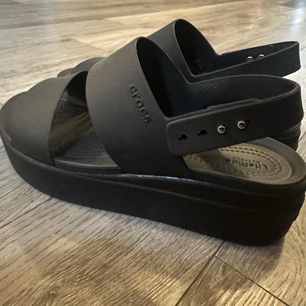 Black Crocs platform sandals Size 9W Not my style... | Depop