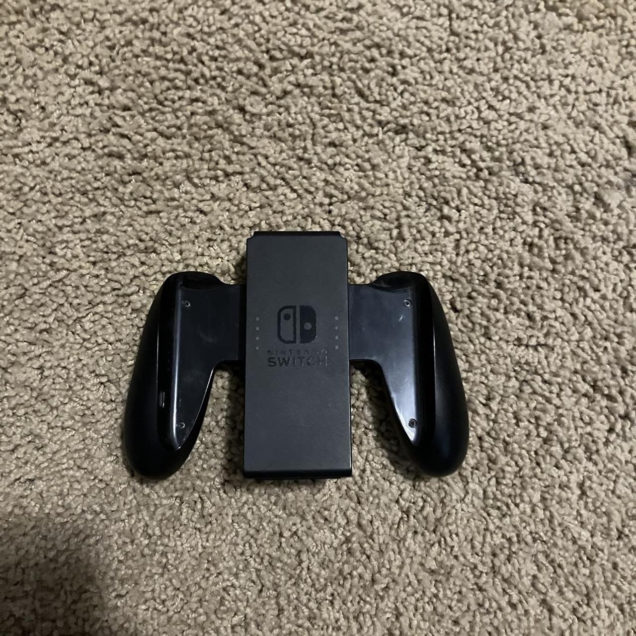 nintendo controller holder..? - Depop