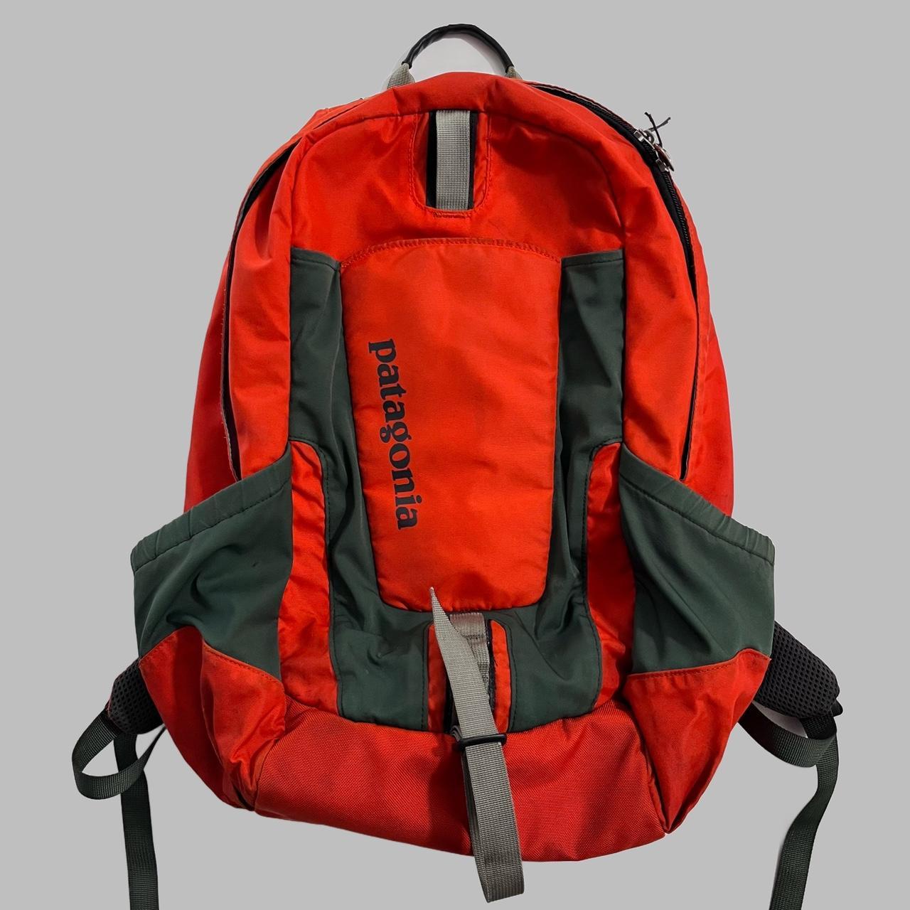 PATAGONiA YERBA BACKPACK 22L • good condition- some... - Depop