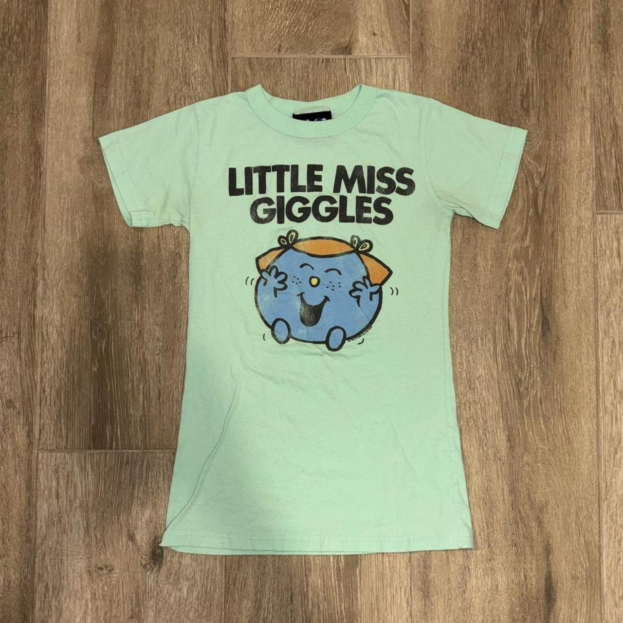 VINTAGE 00s junk food little miss giggles tee💚 size... | Depop