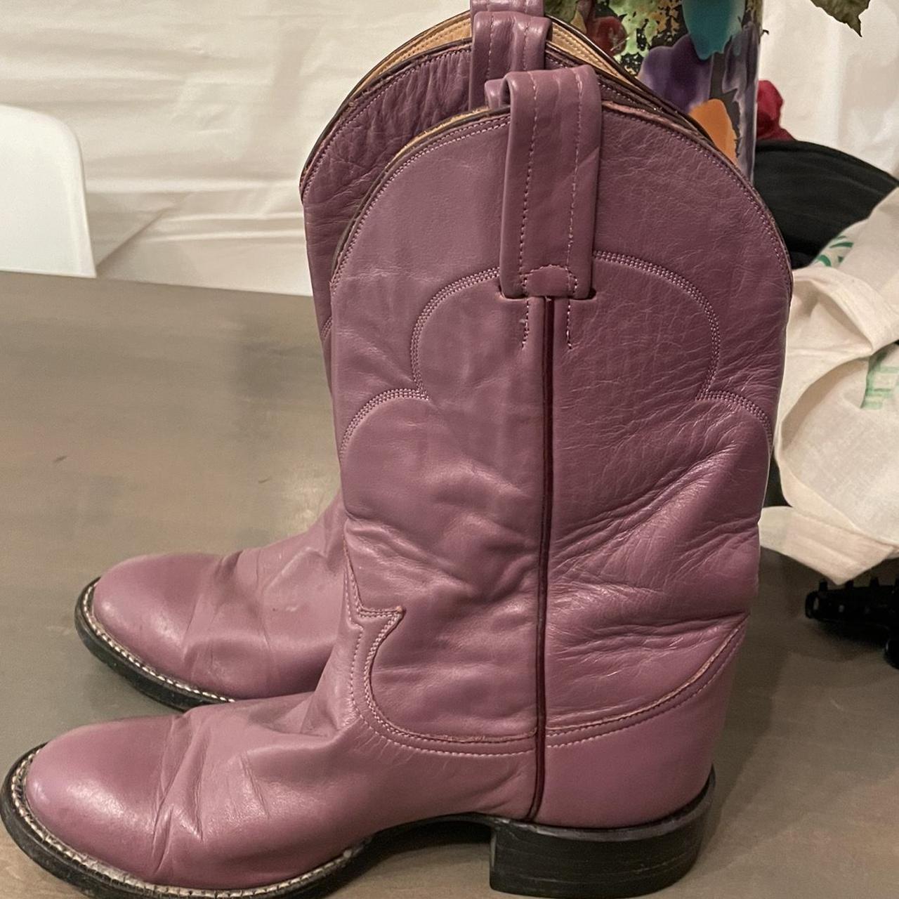 Cutie vintage purple cowboy boots never wear size 6.5 - Depop