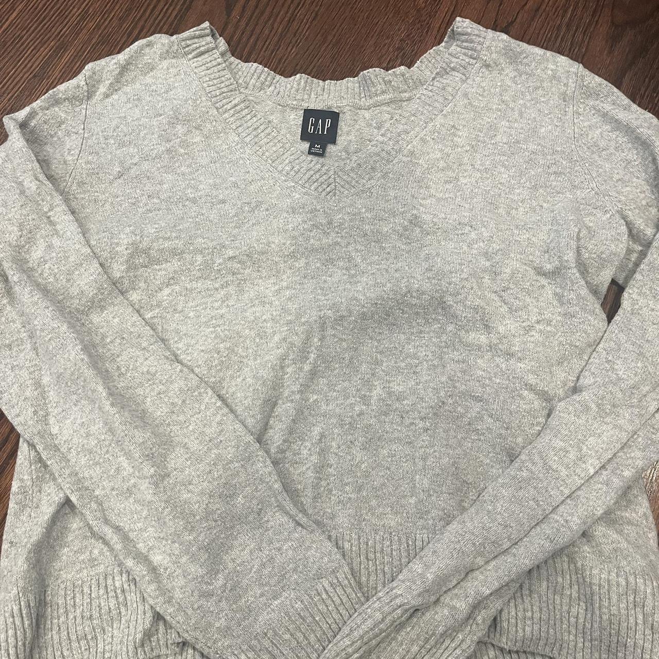 V-neck grey gap sweater Perfect condition Size... - Depop