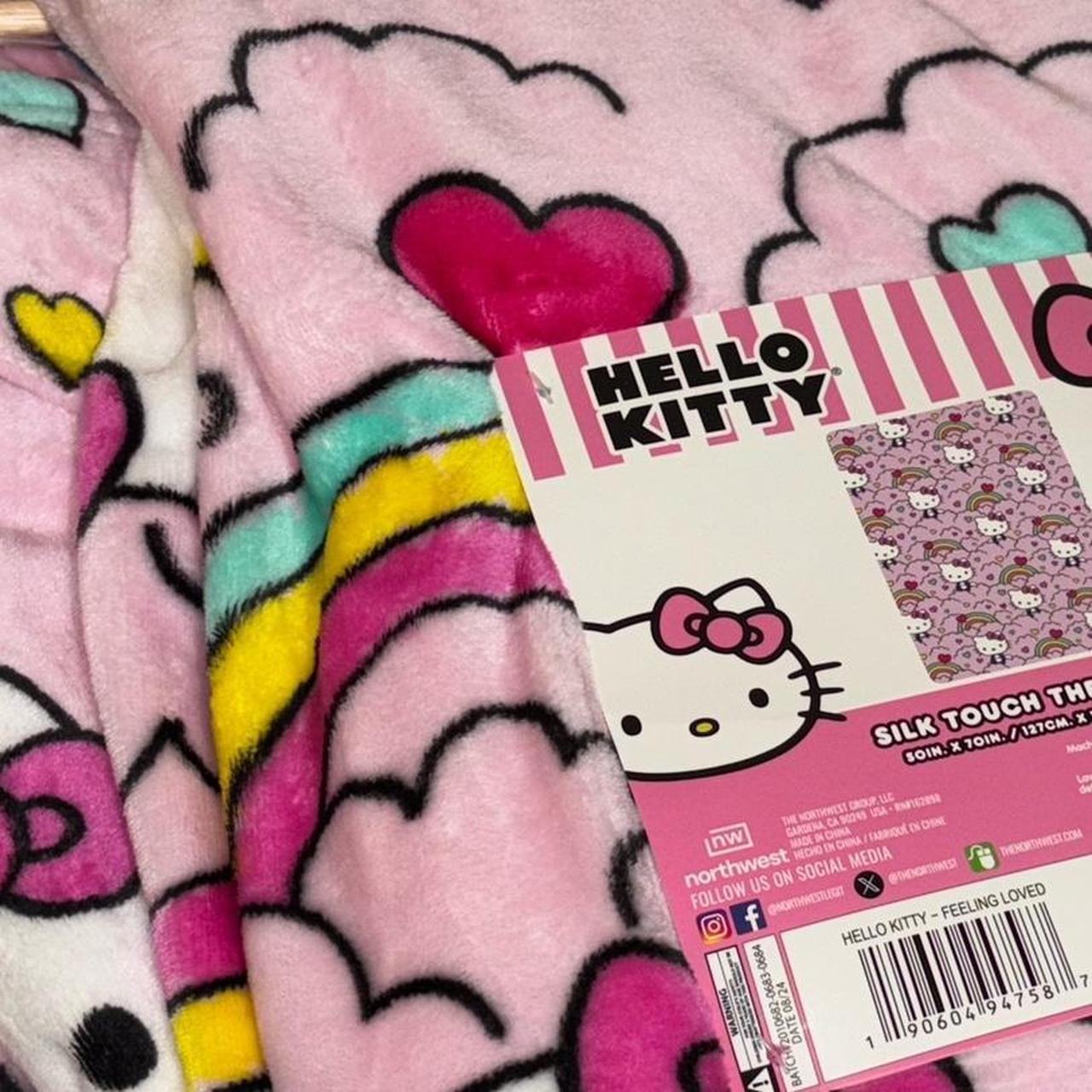 Pink Hello Kitty throw blanket Burlington Blanket 💕 | Depop