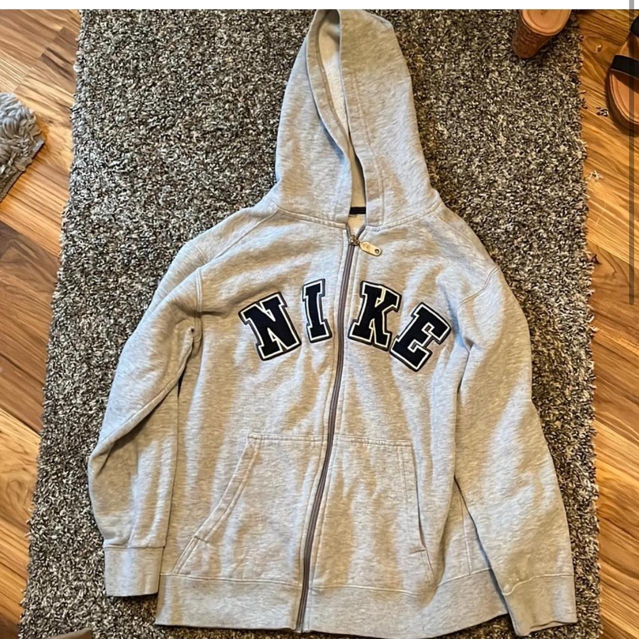 Vintage Nike zip up - Depop