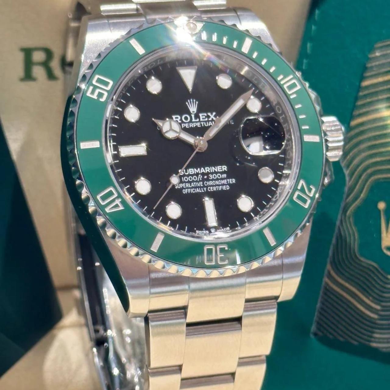 Rolex Green Submariner Mechanical Fully Automatic... - Depop