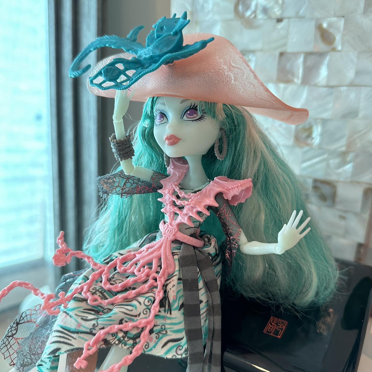 Vandala Doubloons Monster High pirate ghost doll -... - Depop