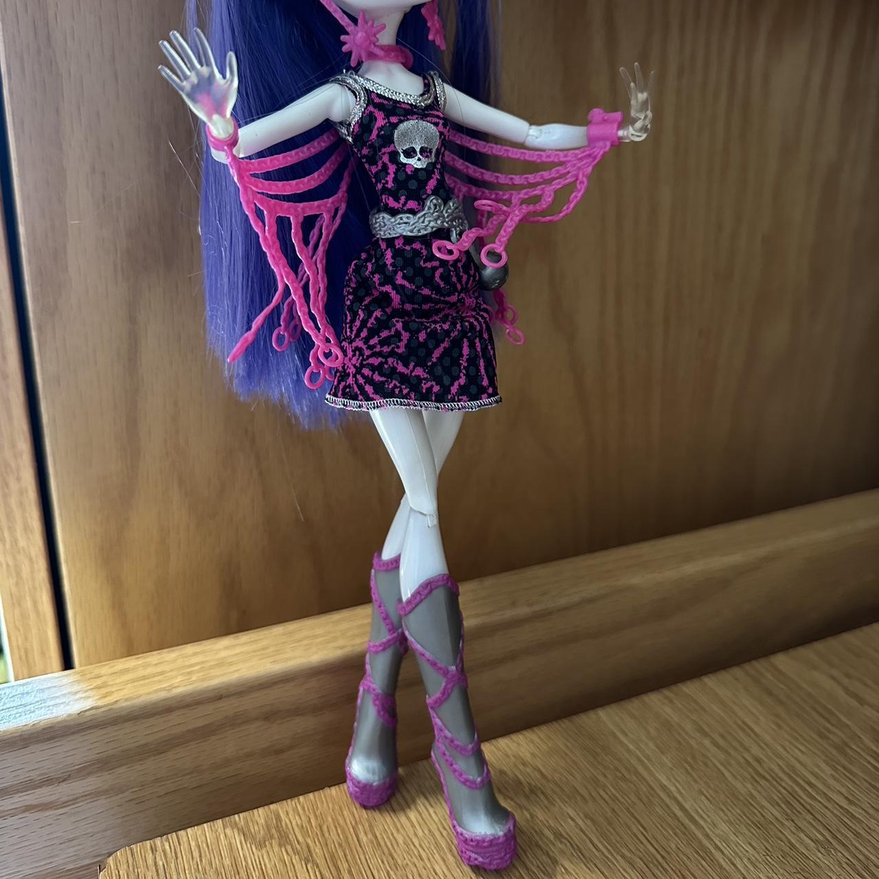 Spectra power ghouls polterghoul monster high... - Depop