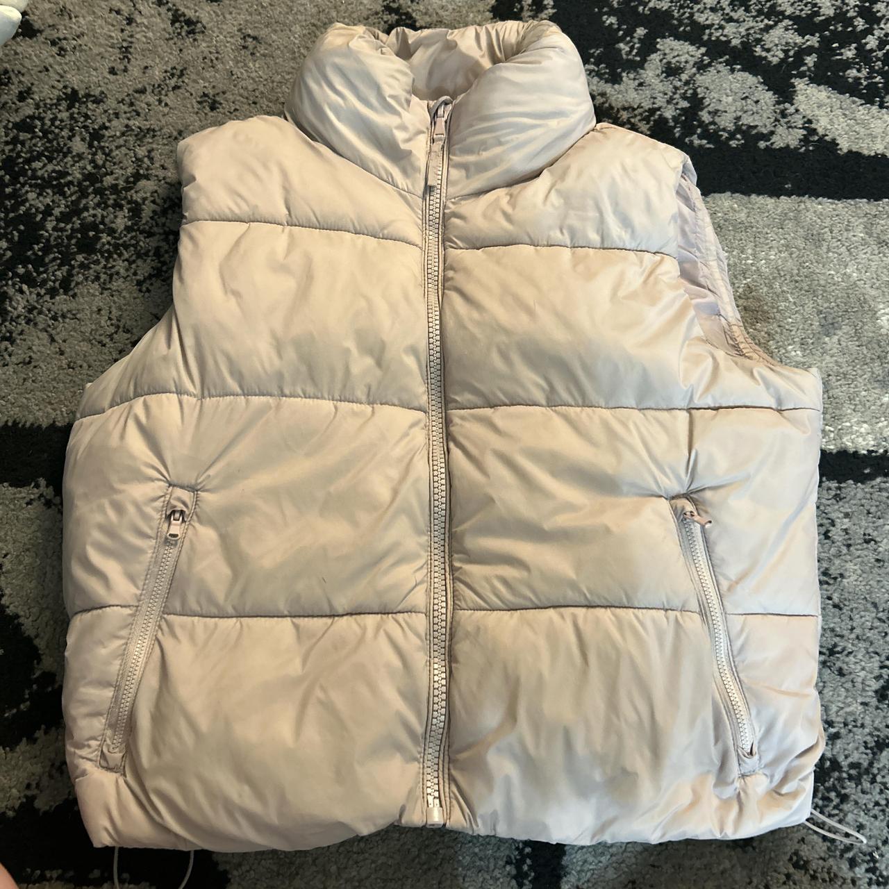Light pink puffer vest #winterfashion - Depop