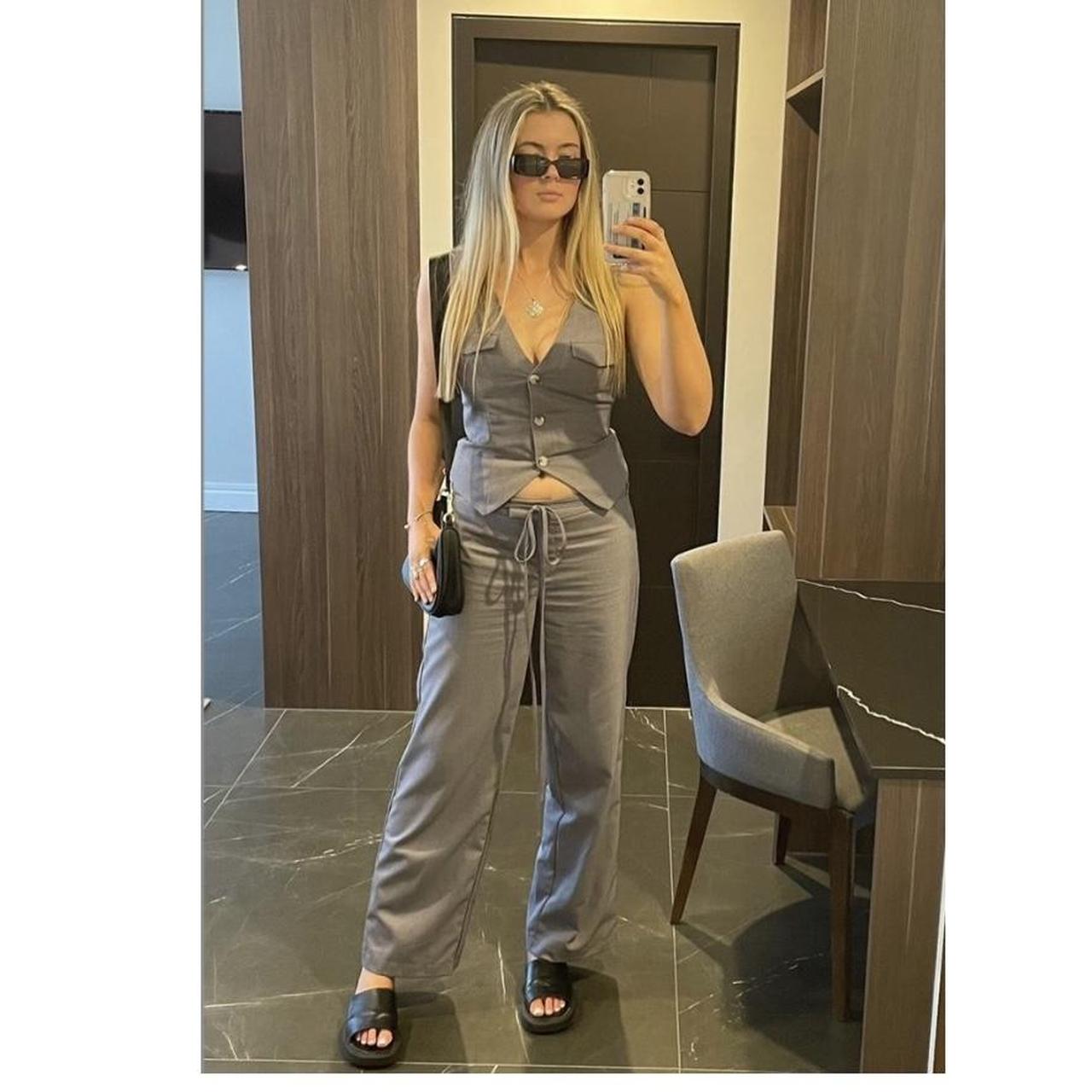 Lioness set, both in size M - Depop