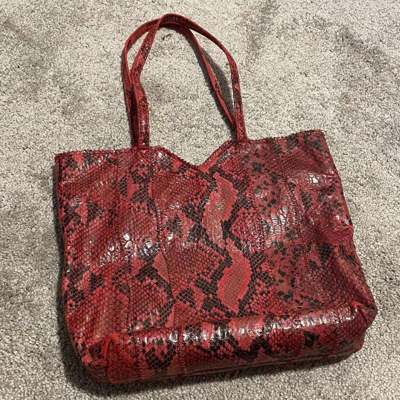 Red and black snake skin tote bag - Depop