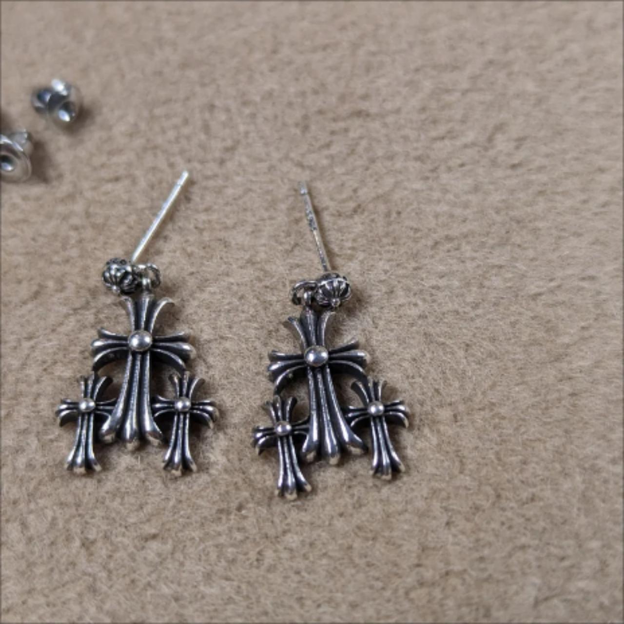 Chrome hearts dangle earring store