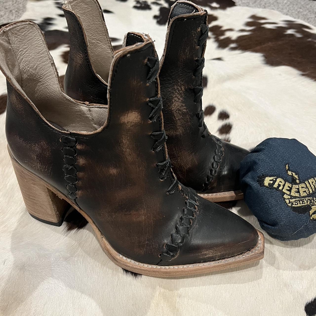 Freebird Jameson New, never worn, in box Beautiful... - Depop