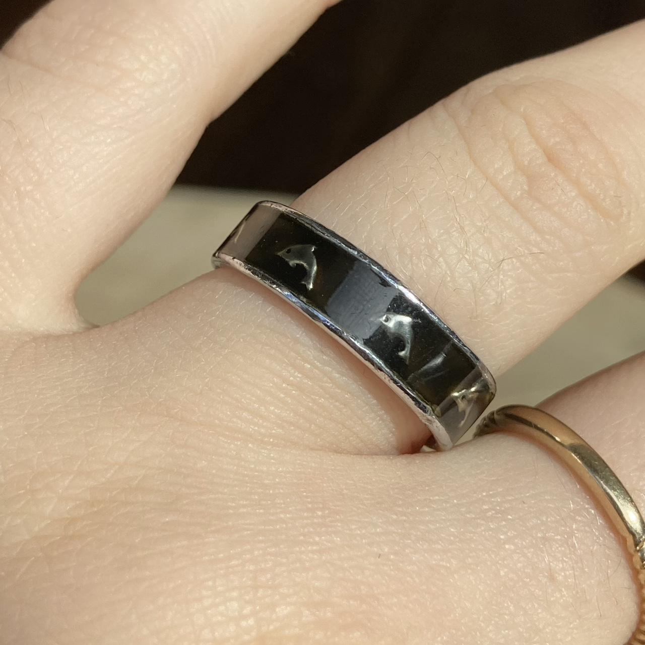 Silver mood ring with dolphins - Depop
