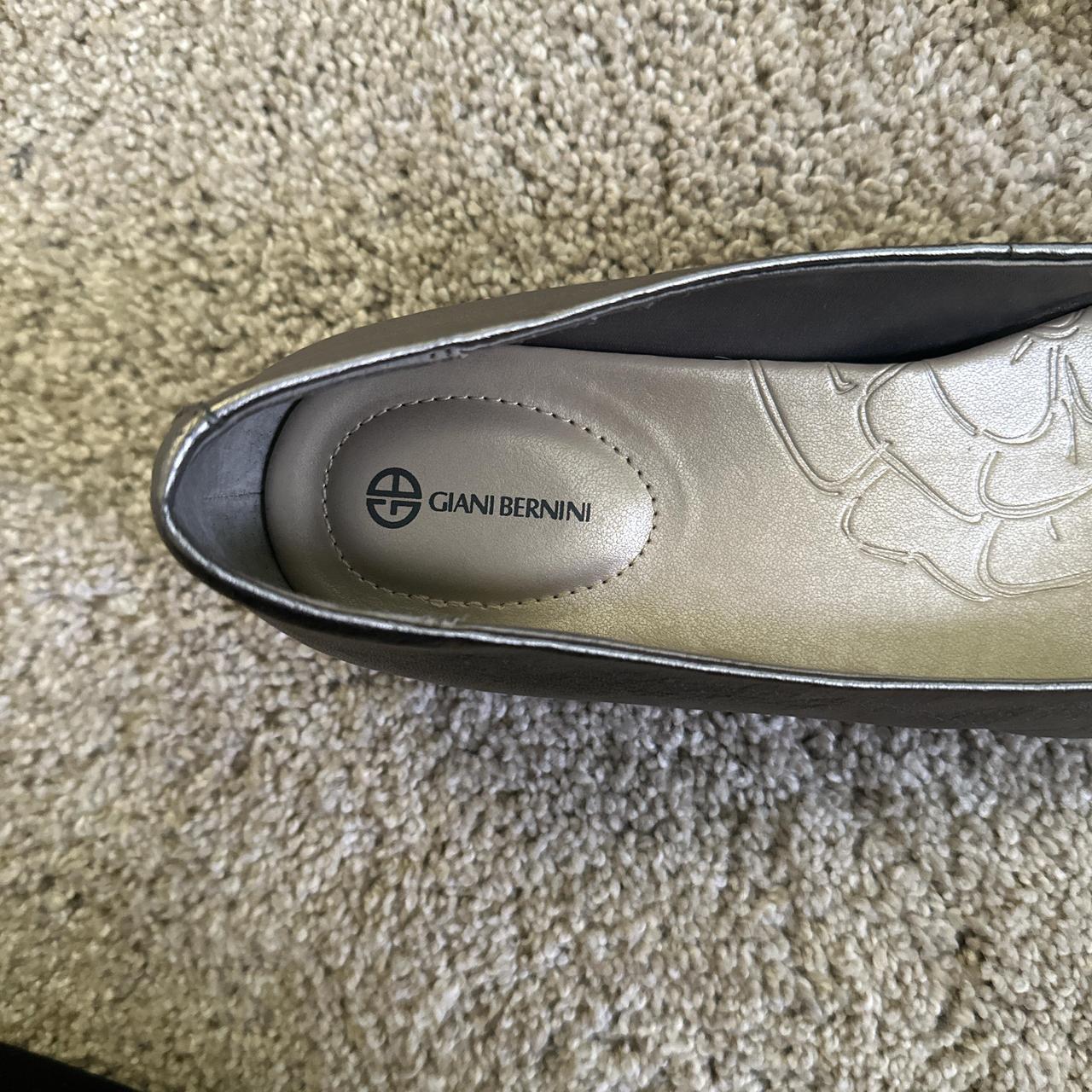 Giani Bernini silver flats - Depop