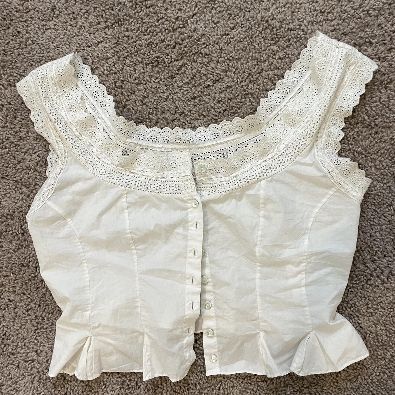 Doen top - can be worn off the shoulder or on - Depop