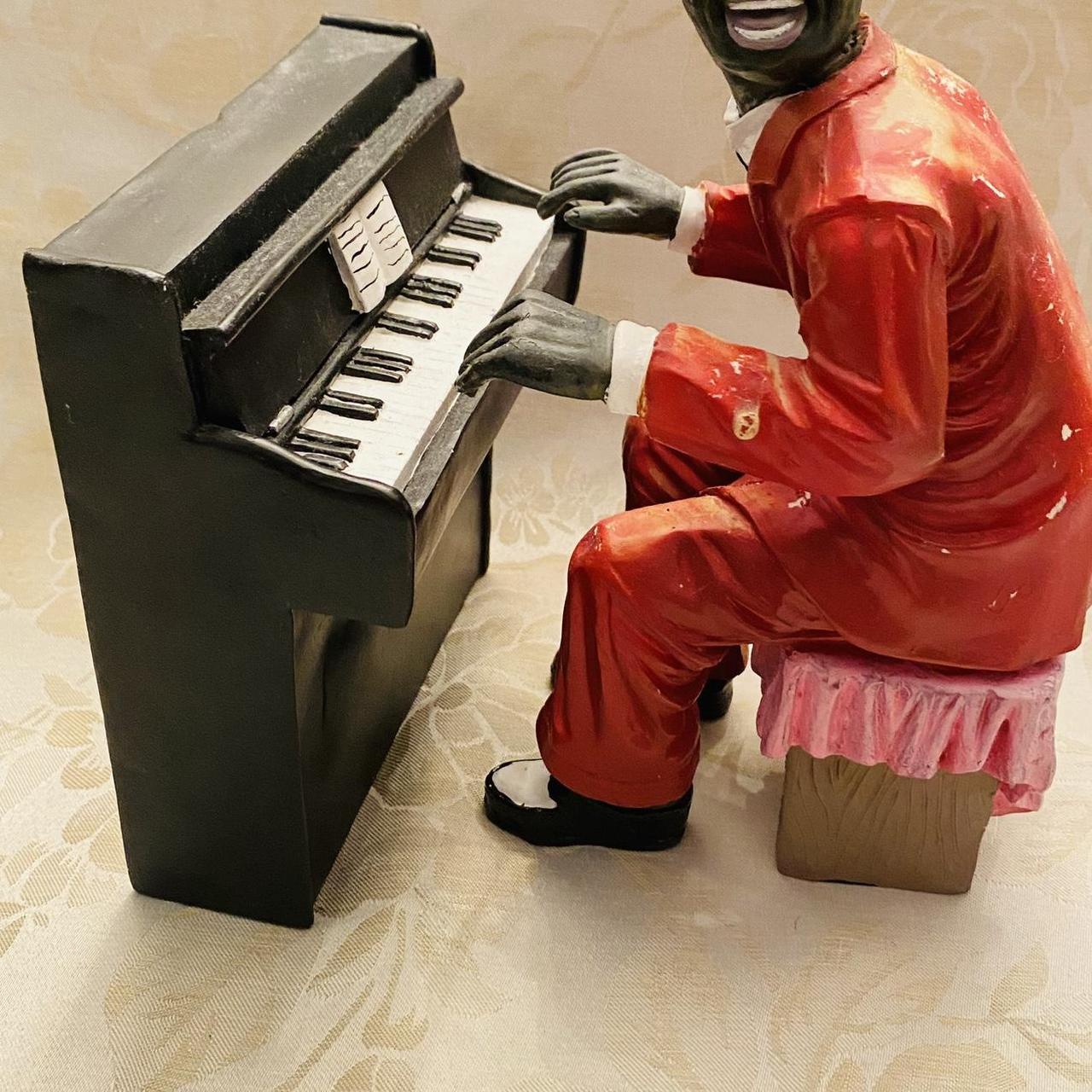 Vintage "RAY CHARLES" Statue / Figurine Historical... | Depop