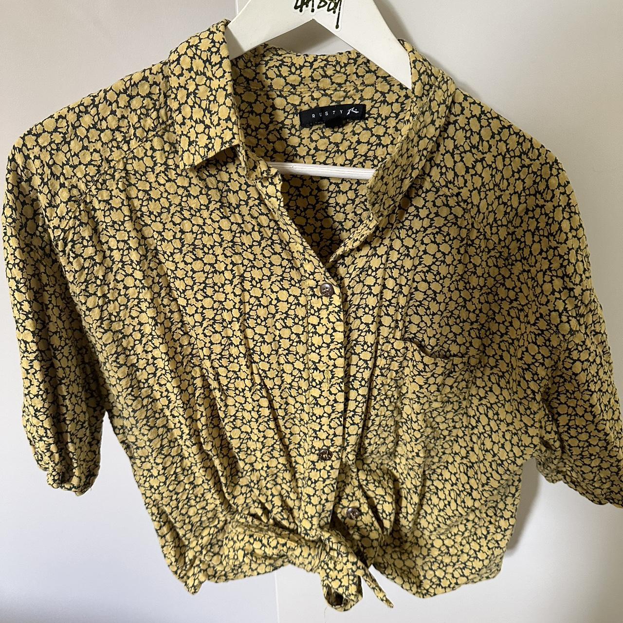 Super cute yellow mid drift top. Can be tied up at... - Depop