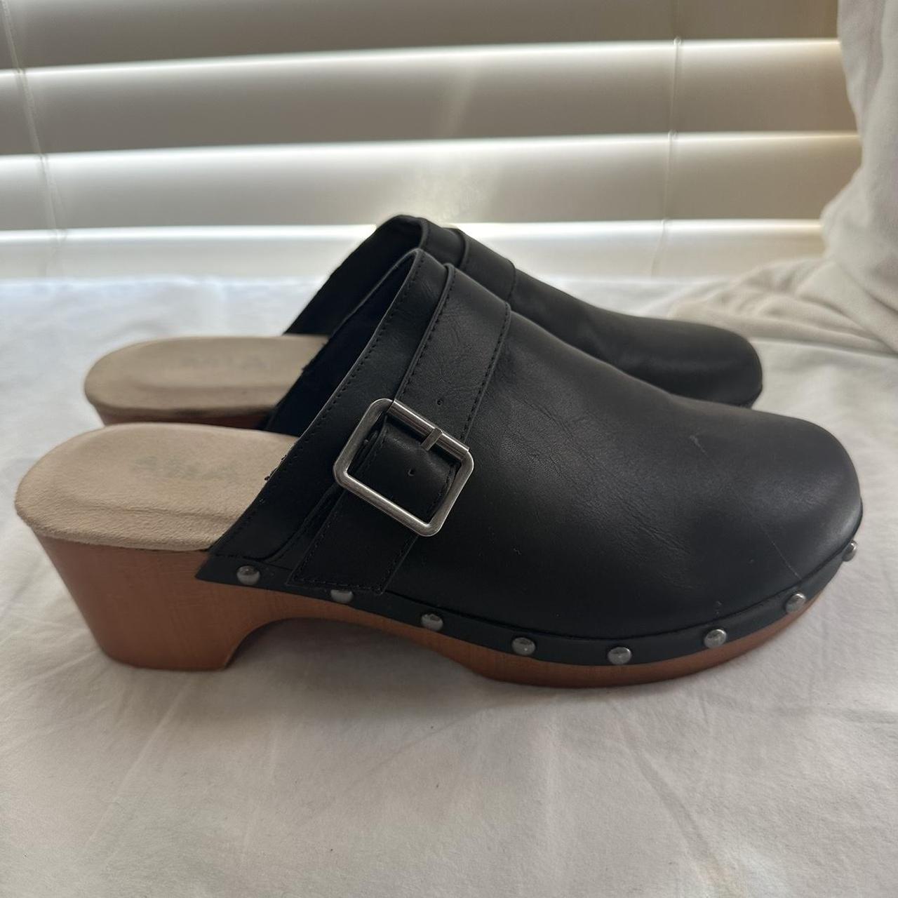 MIA black vintage clogs #70s #80s #90s - Depop