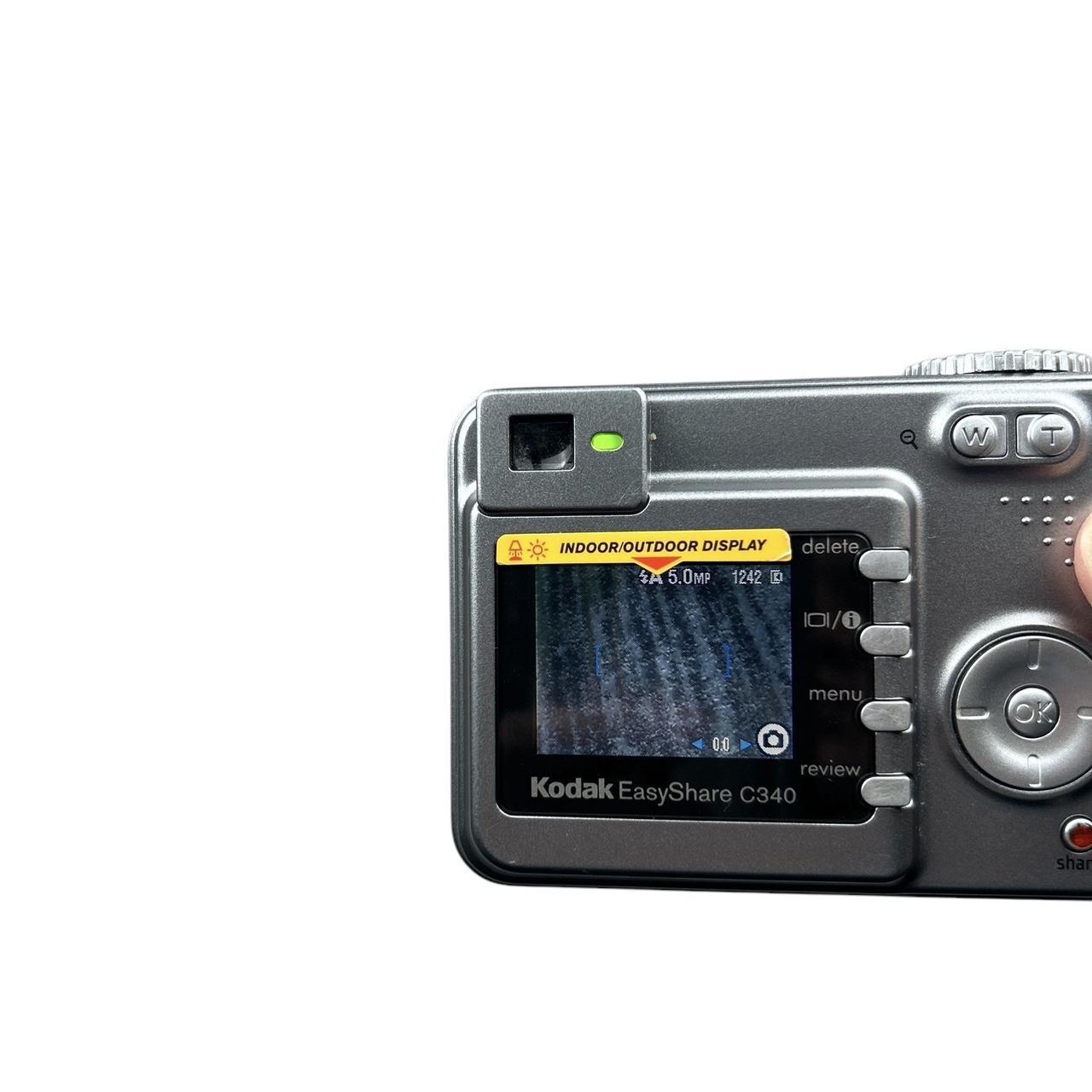 Kodak Easyshare C340 Digital Camera Comes with AA... - Depop